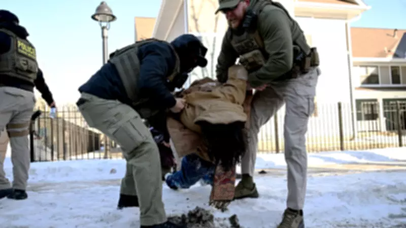 SNL Sketch Highlights Media Blindness to ICE Actions in Minneapolis ...